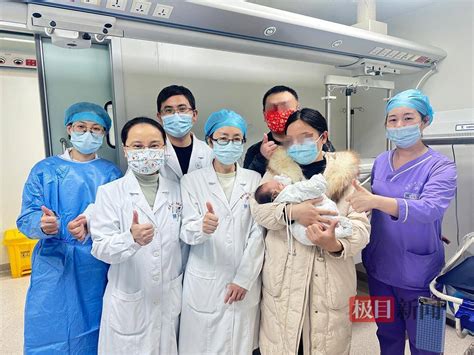 27周超早产宝宝患先天性心脏病，医护44天全力救治抢回一命手术新生儿团队