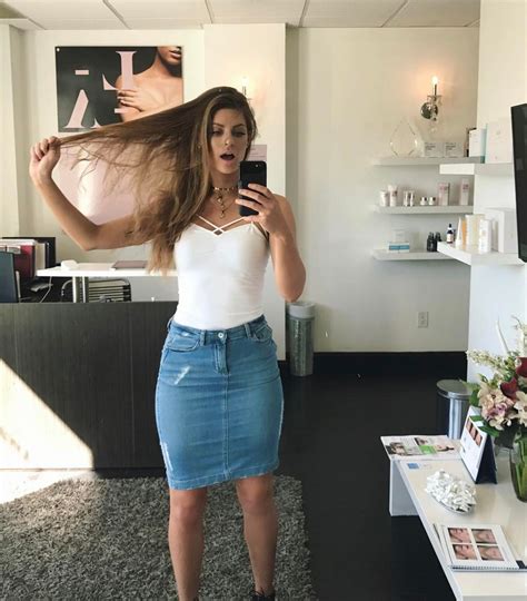 Hannah Stocking Facebook And Instagram Photos 3282017