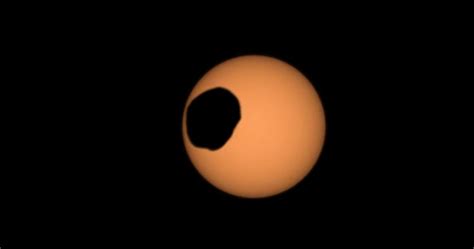 探査車がとらえた火星の2つの月による日食映像 アストロピクス