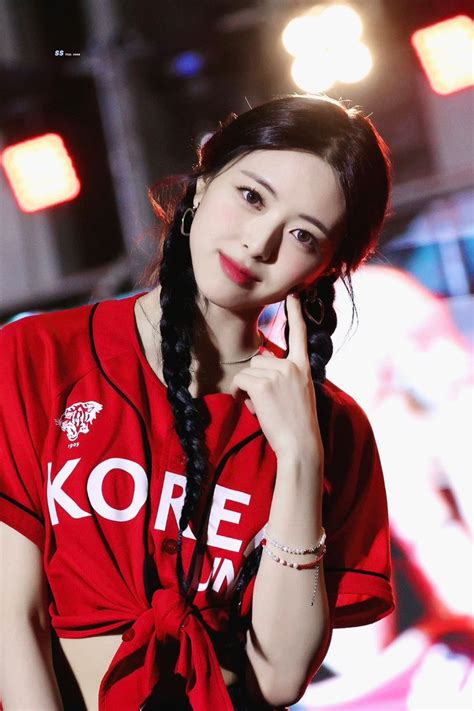 Pin By 𝑀𝒶𝓁𝓁𝓎𝓎🦋 On Itzy 있지 Itzy Korea University Korean Girl Groups