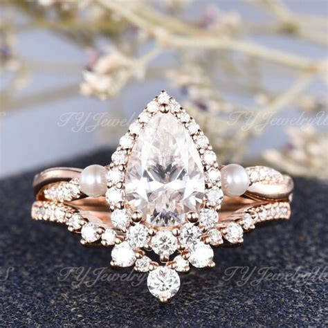 Rose Gold Bridal Set Pear Shaped Moissanite Engagement Ring Etsy