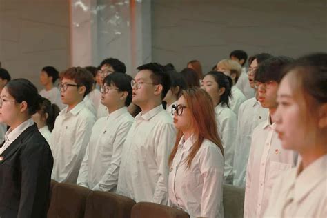 设计艺术学院成功开展第十五次学生代表大会 设计艺术学院