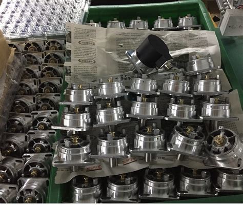 Mpg Cnc Machine Milling Machine Fanuc Controller 5v 46 Axis Handhels Pulse Generator China