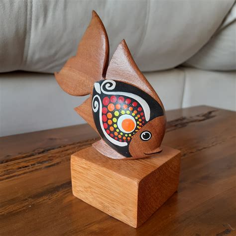 Escultura De Peixe Em Madeira Maciça