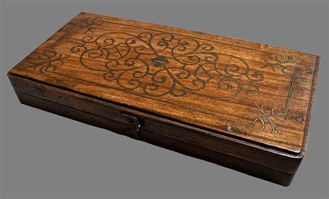 Antique Staunton Portable Chess Set