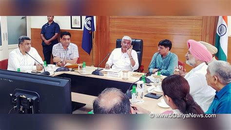 Union Minister Gajendra Singh Shekhawat Held Meeting With District
