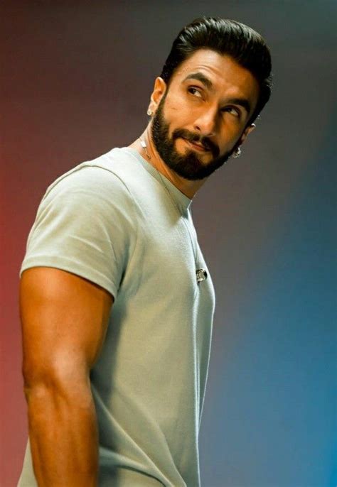 Pin By Lisa Balcom On Ranveer Singh Ranveer Singh Girly Images