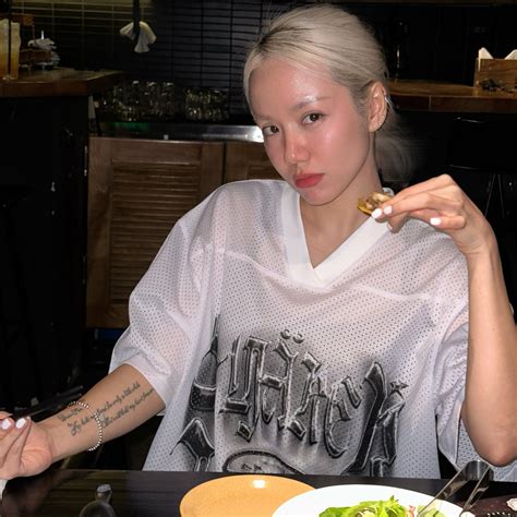 Smaker Studio Mesh V Neck Tee In White