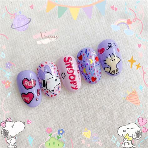 ปักพินโดย Kaliva ใน Nails เล็บน่ารัก ไอเดียแต่งเล็บ เล็บคริสมาสต์