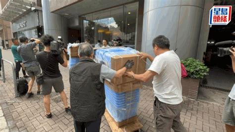 警方國安處拘一男 消息：涉612基金 探員香港仔搜屋 星島日報