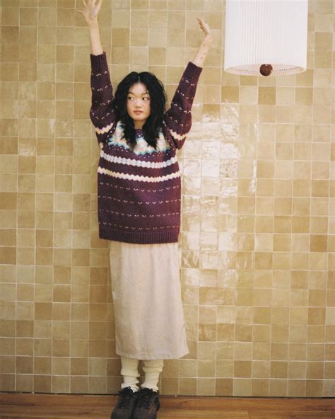 Ownmood 온무드 Ownmood 2024 Winter Collection ——— 당신이 생각하는 가장 이상적인 휴일의 모습은 어떤 모습인가요 사랑하는 사람들과