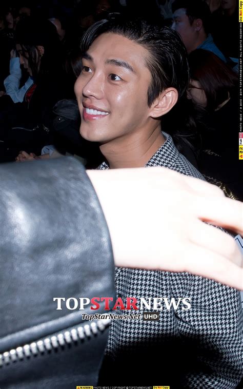 [hd포토] 유아인 ‘여심 사로잡는 건치 미소 김혜진 기자 톱스타뉴스