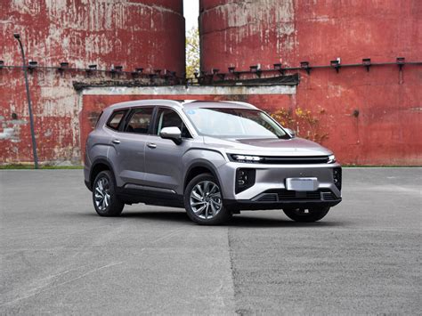 吉利纯电suv！3排6座布局，续航470km，入门十万出头，能冲吗？搜狐汽车搜狐网