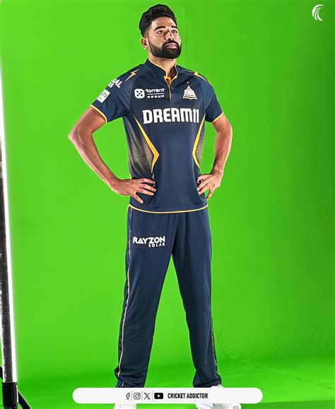 Cricket Addictor Mohammad Siraj In Gujarat Titans Jersey Facebook