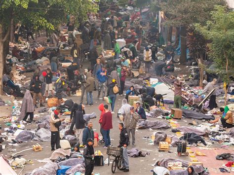 Jovem Reencontra Mãe Dependente Química Após Cinco Anos Na Cracolândia
