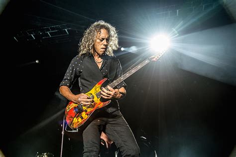Watch Metallicas Kirk Hammett Joins Ufo Onstage In Los Angeles