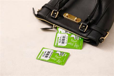 順天堂 漢方保健首選品牌 【張步桃腸胃散】天然消脹氣、改善輕微胃食道逆流的天然配方，純中藥沒有制酸劑成分