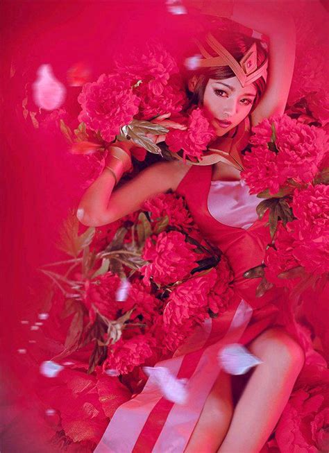 王者榮耀：王者峽谷女神們來歡慶女神節拉！最喜歡最後一個小姐姐 每日頭條