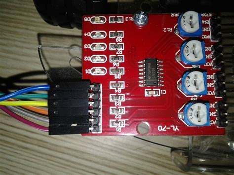 บล็อกที่ 2 โปรเจค หุ่นยนต์เดินตามเส้น 4 เซ็นเซอร์ Arduino L298p