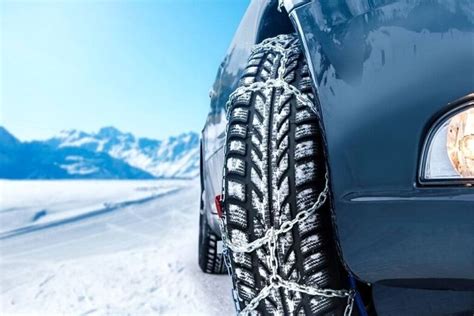 فرارو تردد در محور‌های همدان بدون زنجیر چرخ ممنوع است