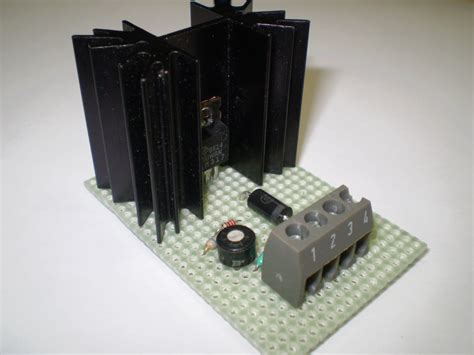Solar Battery Charger Circuit Electroschematics