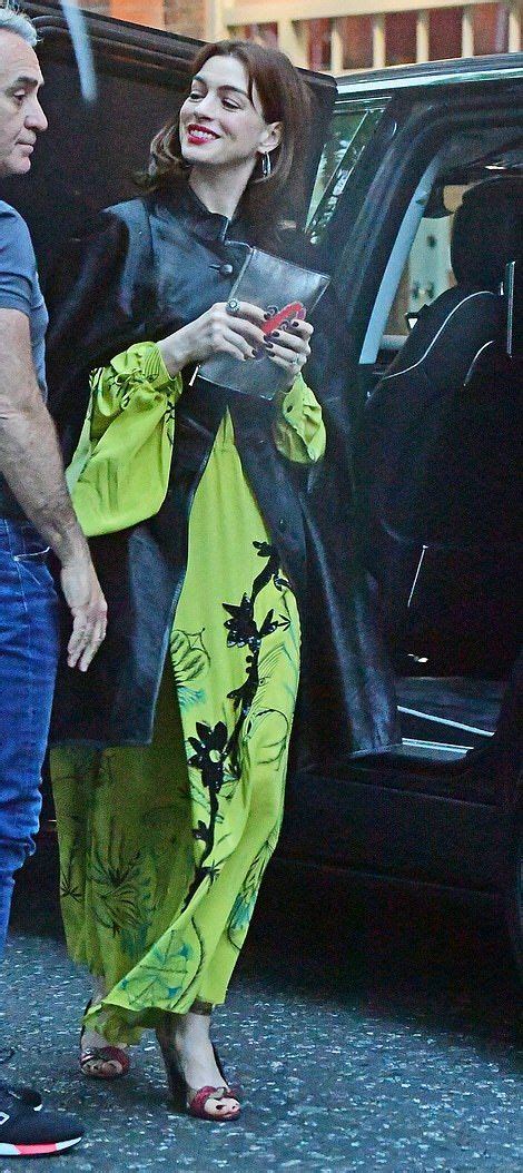 Anne Hathaway And Pippa Middleton Attend Windsors Royal Reception