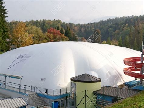 Domes Gonflables Pour Les Piscines Duol Structures Gonflables