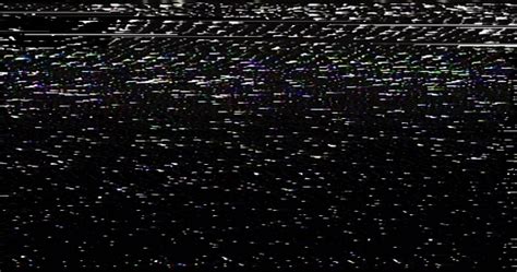 Vhs 화면 디지털 결함과 소음 비디오 테이프 추적 결함 모드 Bkack 및 백색 동적 잡음 동작 검은 배경 에 오래 된 영화
