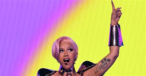 Photos From Cardi Bs Most Daring Looks Of All Time Page 2 E Online
