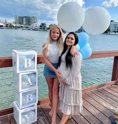 The Blocks Dylan And Jenny Reveal They Are Expecting Triplets As