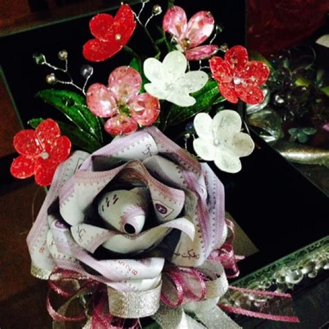 Gubahan Mas Kahwin Hobbies And Toys Stationery And Craft Handmade Craft