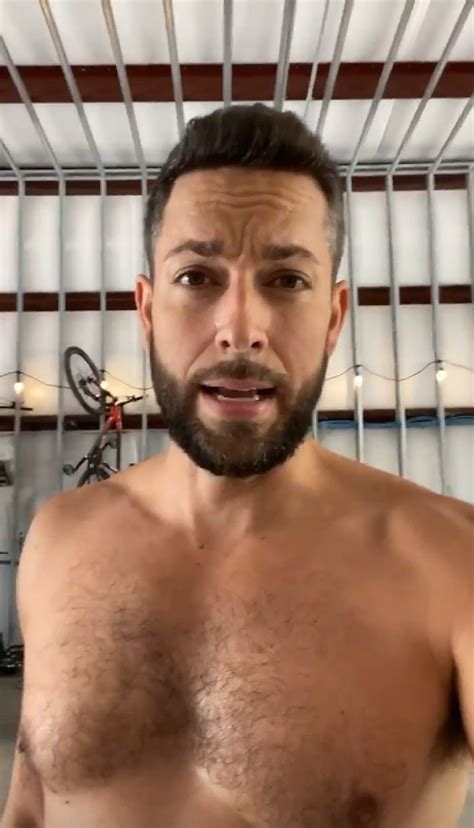 Zachary Levi Workout Routine Shazam Zachary Levi On His Diet
