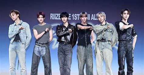 라이즈 팬들과 파자마 파티로 데뷔 1주년 자축 성장 지켜봐 주시길