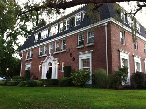 Oregon Alpha Pi Beta Phi At University Of Oregon
