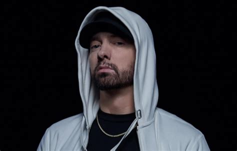Eminem Arriva Black Magic Feat Skylar Grey Radio Time