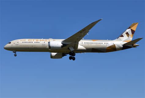 エティハド航空 Boeing 787 9 A6 Blk 成田国際空港 航空フォト By Saoyasaodakeさん 撮影2022年10月02日