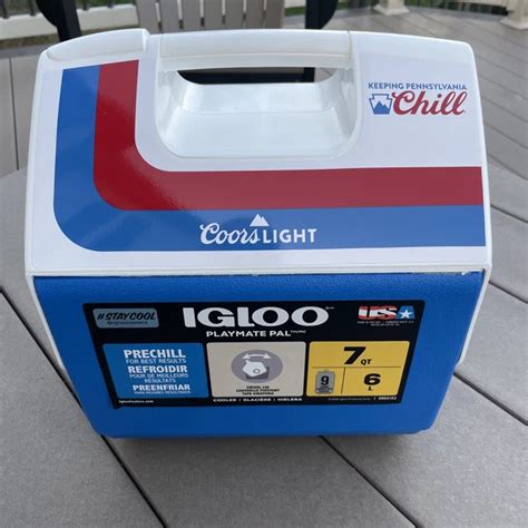 Limited Edition Igloo Playmate Pal Coors Light Cooler Keeping Pa Chill