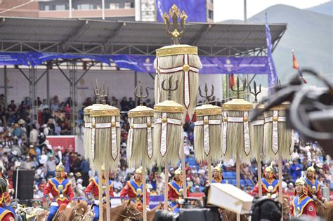 ТҮРҮҮ БӨХӨД 10 000 ДОЛЛАР ҮЗҮҮР БӨХӨД 5 000 ДОЛЛАР ГАРДУУЛНА ТАС МН