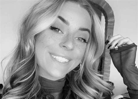 Vriendin Van Doodgereden Shana Leurs 22 Maakt Documentaire Over Haar Leven ‘eerbetoon En