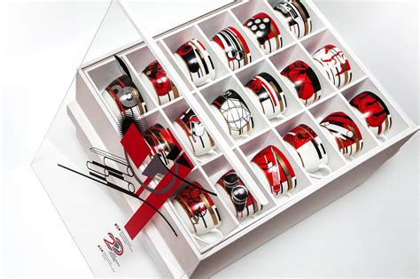 Фарфоровый сервиз в стиле русского авангарда :: Behance