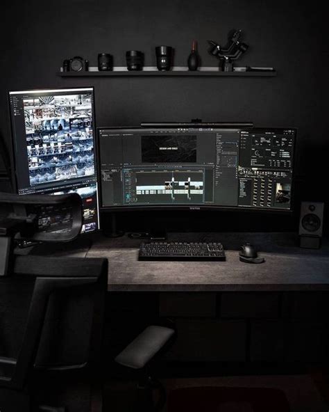 Dark Mood Setup Ideas For Your Home Office