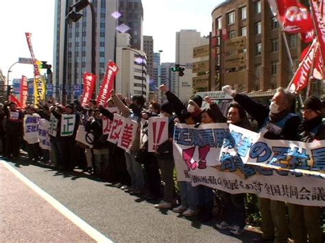 写真速報 非正規切りは許さない！「日本郵政」本社前で150人が声を上げる