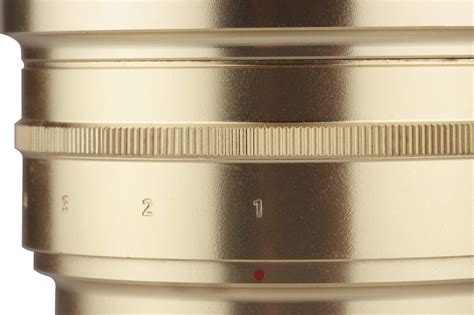 The New Lomography Petzval 58mm Lens has Bokeh Control