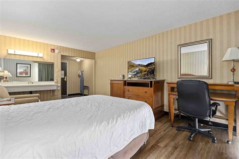 Canyon Springs Extended Stay Weeklymonthly Furnished Units