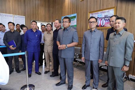 នាព្រឹកថ្ងៃសុក្រ ទី០៣ ខែវិច្ឆិកា ឆ្នាំ២០២៣ ឯកឧត្តម ប៉េង ពោធិ៍នា រដ្ឋមន្ត្រីក្រសួងសាធារណការ