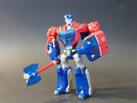 Transformers Animated Cybertron Mode Optimus Prime Deluxe Class Complet