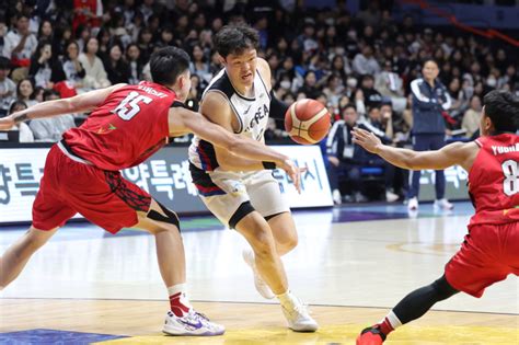 안방서 졸전한국 남자농구 인도네시아전 86 78 진땀승 쿠키 현장