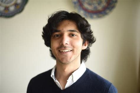 Shoumik Chowdhury Yc2021 Has Won An Nsf Graduate Fellowship Department Of Physics