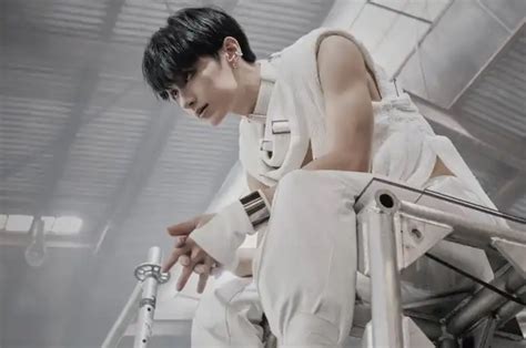 Lirik Lagu Psycho Jun Seventeen Lengkap Dengan Terjemahannya