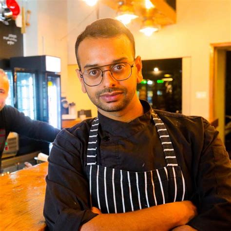 פחזניות קראמבל מתכון👇 לבצק קראמבל 100 גרם קמח 100 גרם סוכר לבן 80